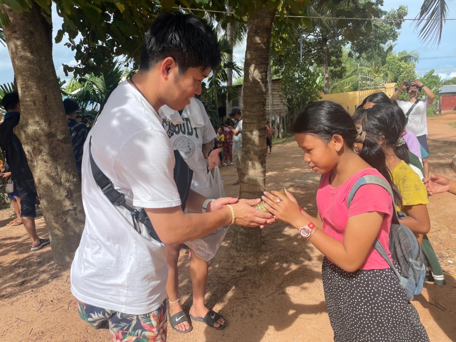 今後も国境を越えて色々な取り組みを行い、たくさんの方のお役に立てる会社を目指してがんばっていきます